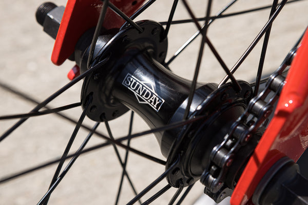 Sunday Primer 18" (Gloss Fire Engine Red with 18.5" tt) | Sunday Bikes