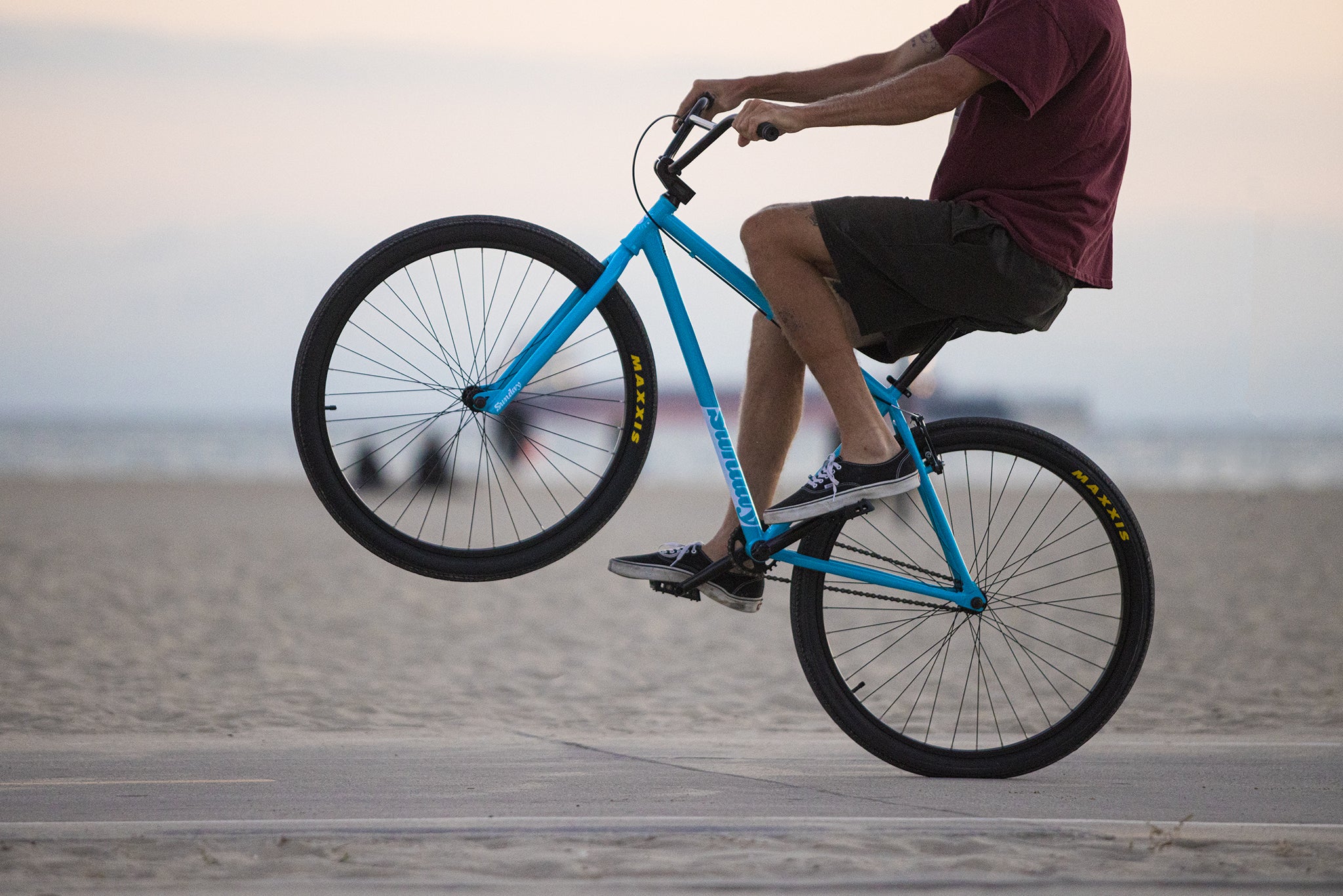 Sunday High C 29" (Gloss Surf Blue with 23.5" tt) | Sunday Bikes