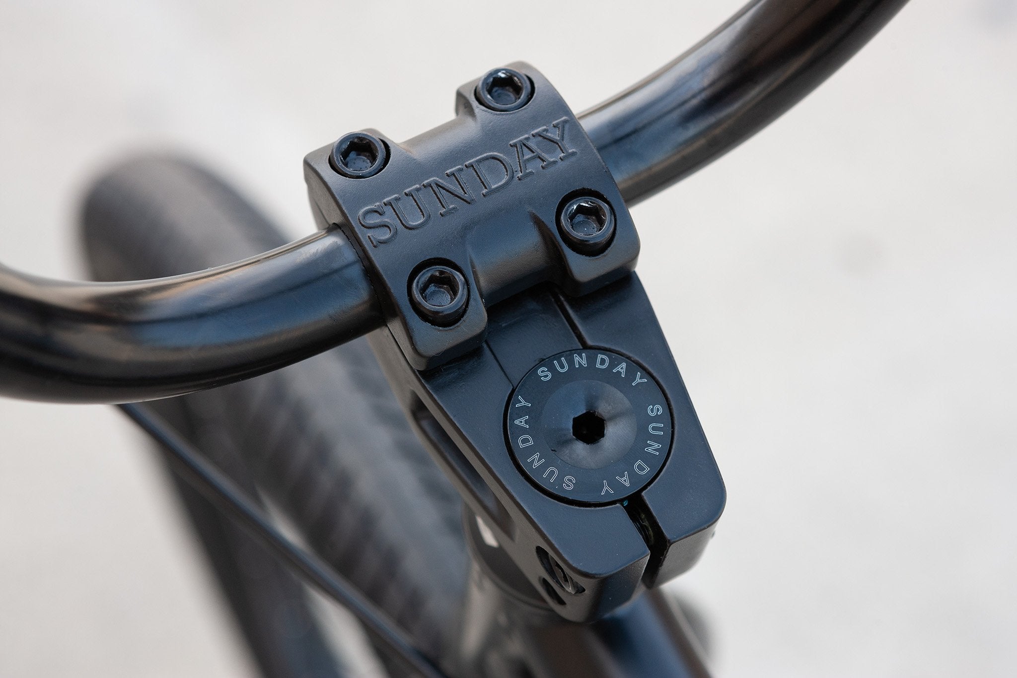 Sunday Model C 24" (Matte Black with 22" tt) | Sunday Bikes